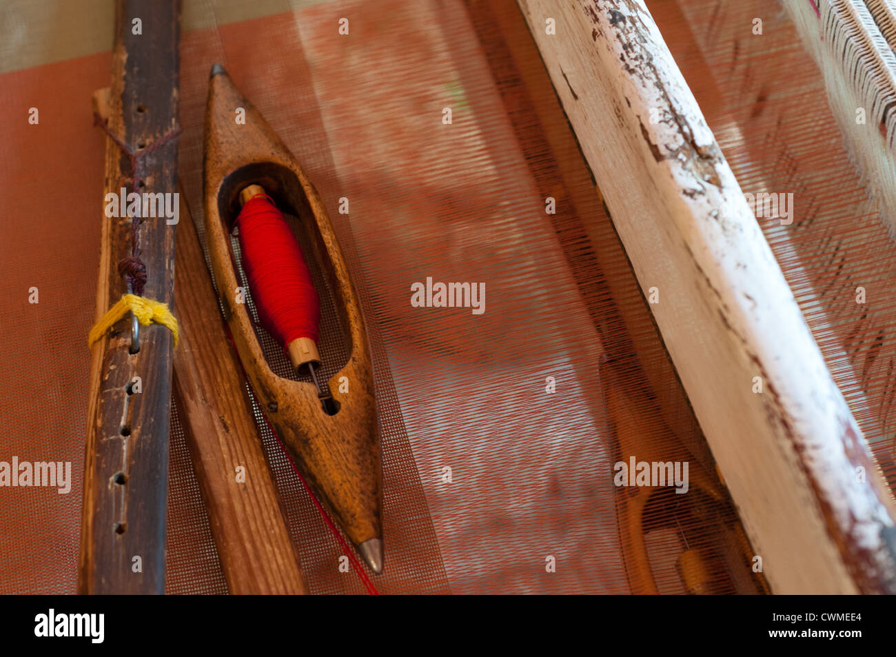 Looming machine hi-res stock photography and images - Alamy