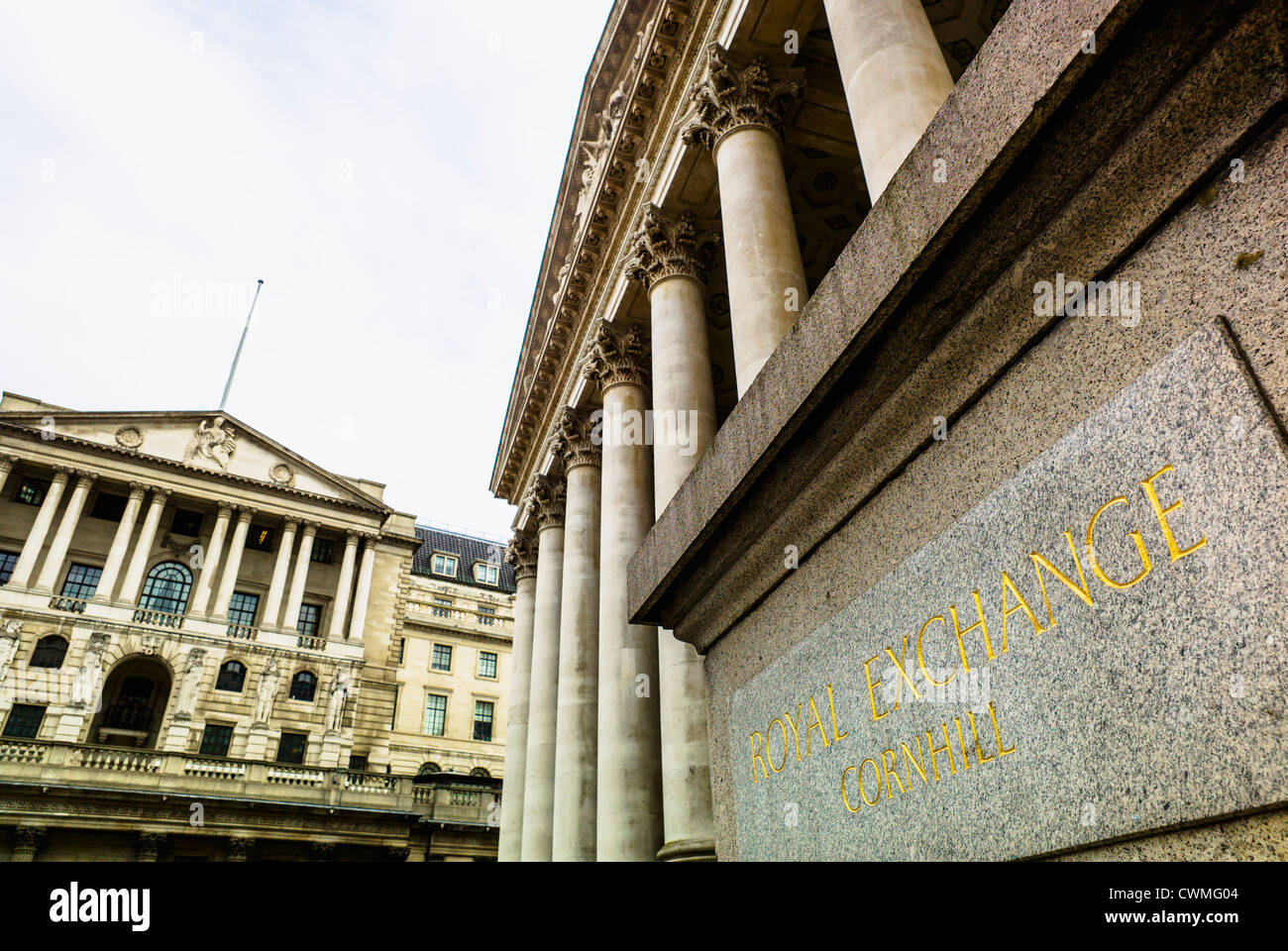 Bank of england royal exchange hi-res stock photography and images - Alamy