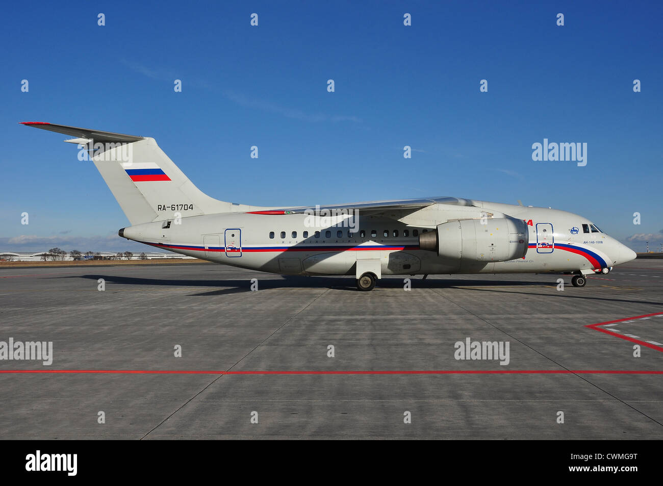 Antonov an 148 hi-res stock photography and images - Alamy