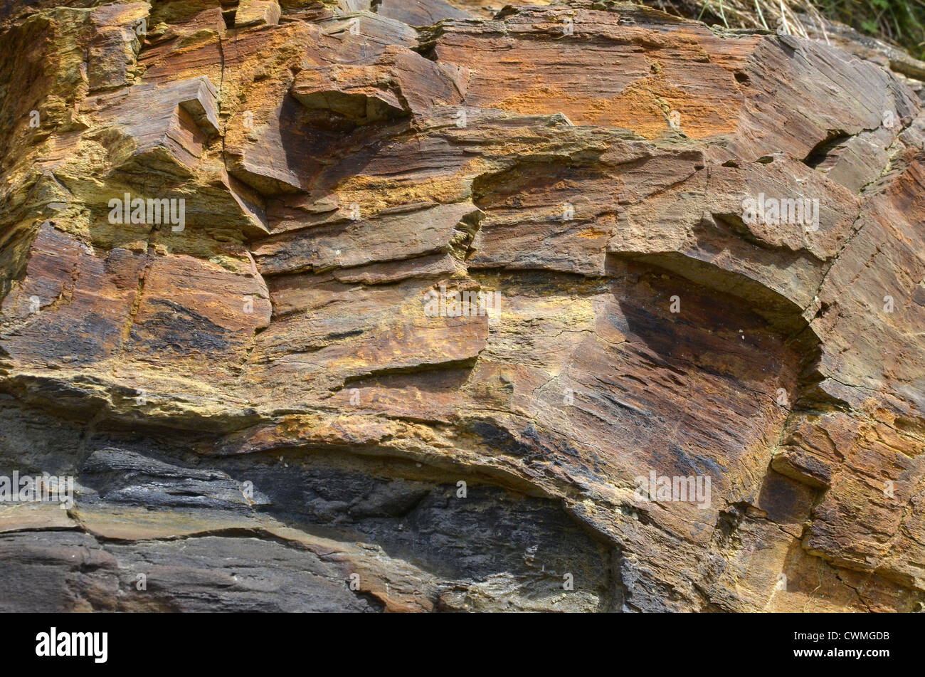 Cornwall - shoreline rock texture wallpaper background in region ...
