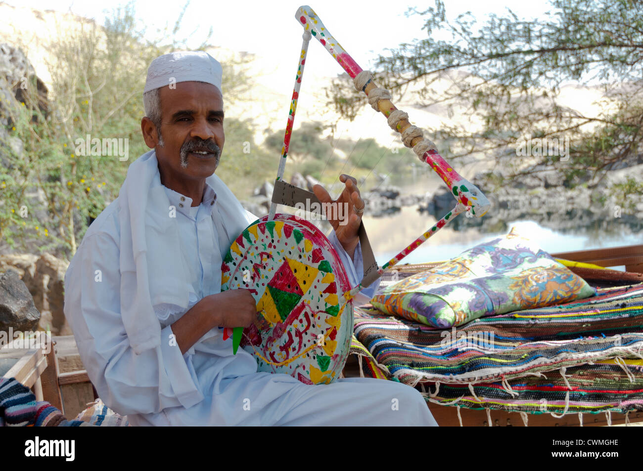 Arab musical instruments hi-res stock photography and images - Alamy
