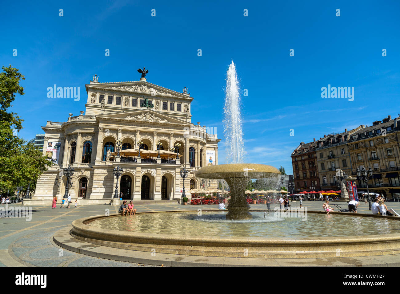 Opernplatz frankfurt hi-res stock photography and images - Alamy