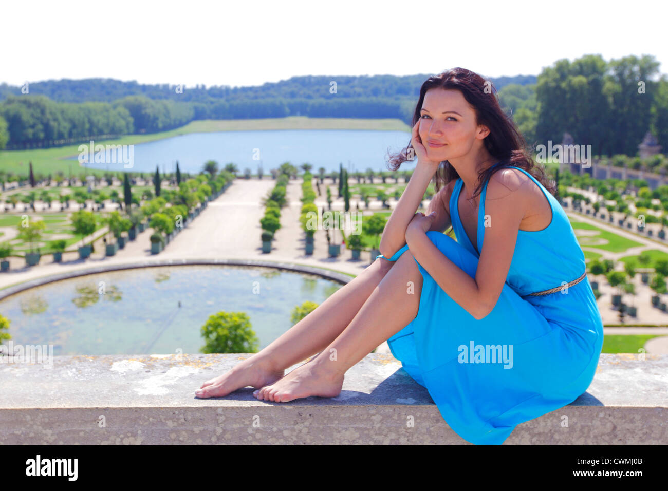 Beautiful french woman paris hi-res stock photography and images - Alamy