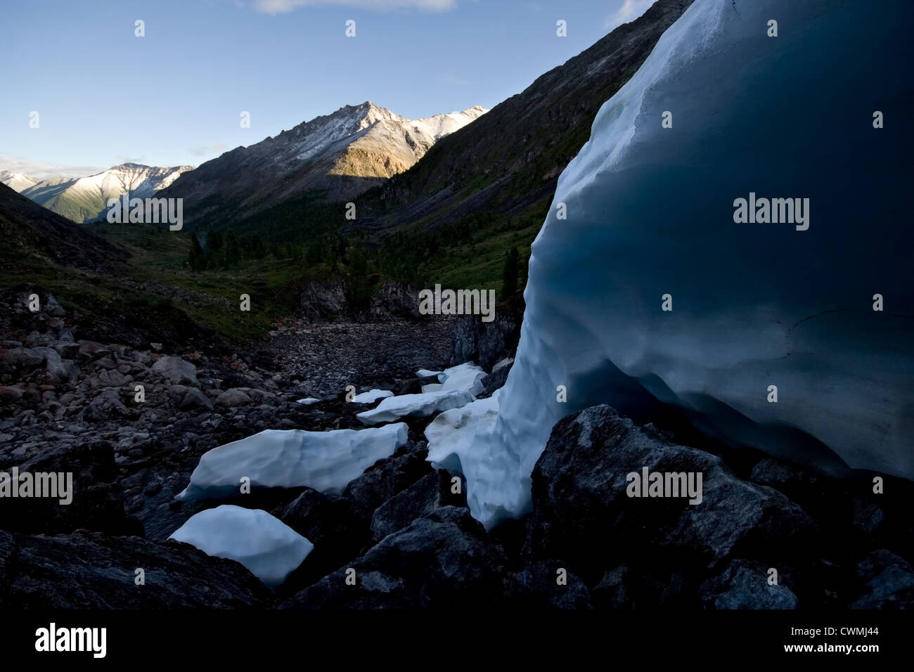 Aufeis hi-res stock photography and images - Alamy