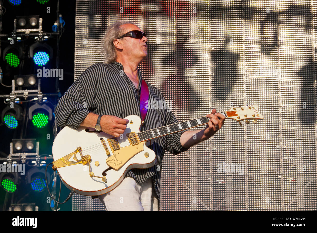 Hues hi-res stock photography and images - Alamy