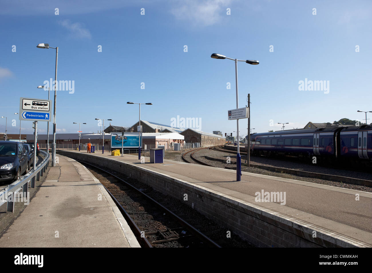 platform and train tracks inverness train station highland scotland uk ...