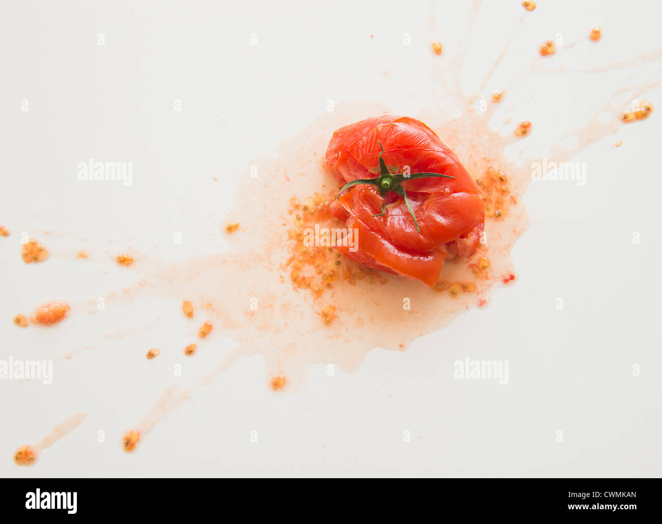Smashed tomato hi-res stock photography and images - Alamy