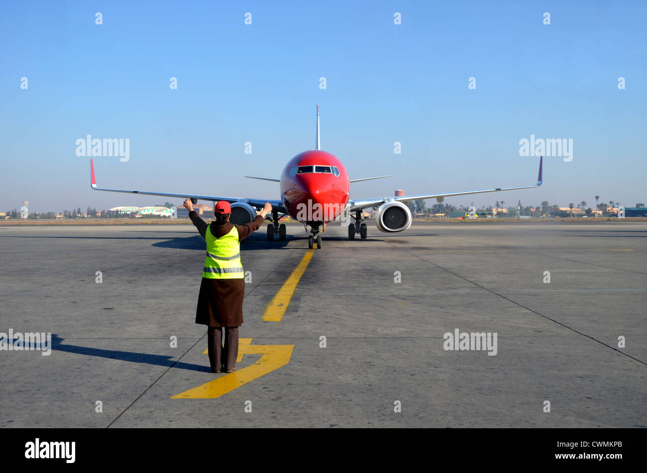 Air traffic controller female hi-res stock photography and images - Alamy
