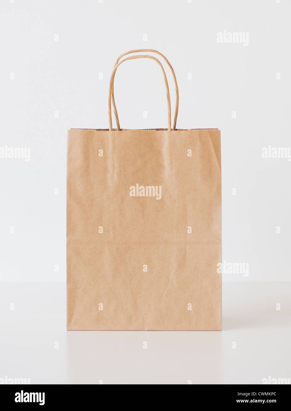 Studio shot of shopping bag Stock Photo - Alamy