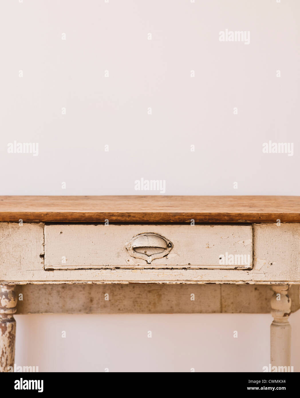 Old fashioned desk hi-res stock photography and images - Alamy