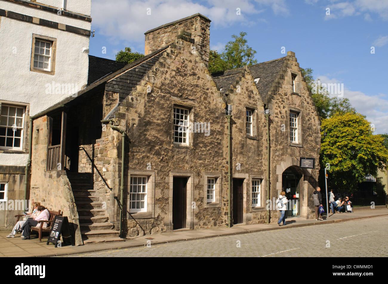 Edinburgh strand hi-res stock photography and images - Alamy