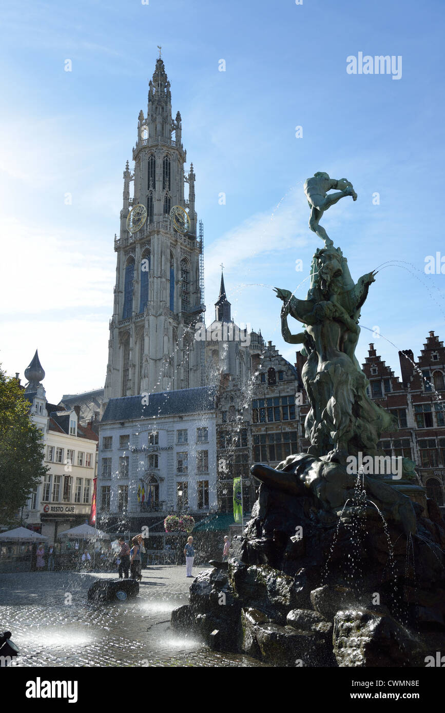 Statue of brabo hi-res stock photography and images - Alamy