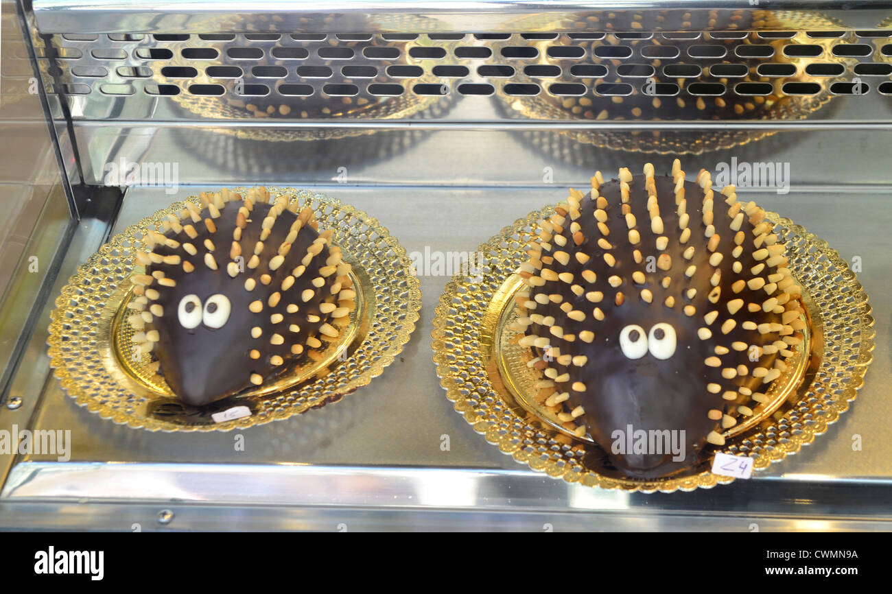 A couple of porcupines made of chocolate Stock Photo - Alamy