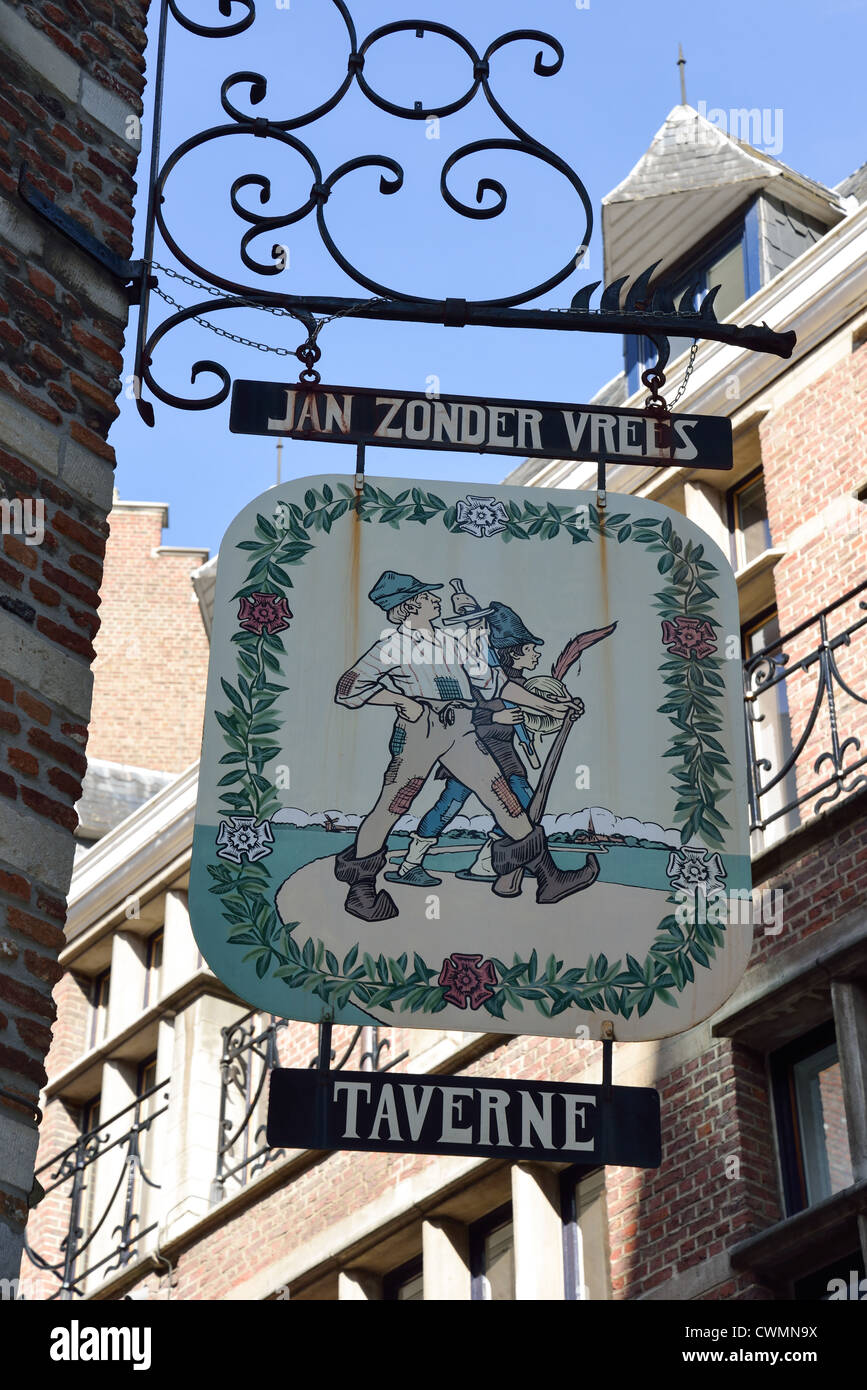 Flemish signs hi-res stock photography and images - Alamy