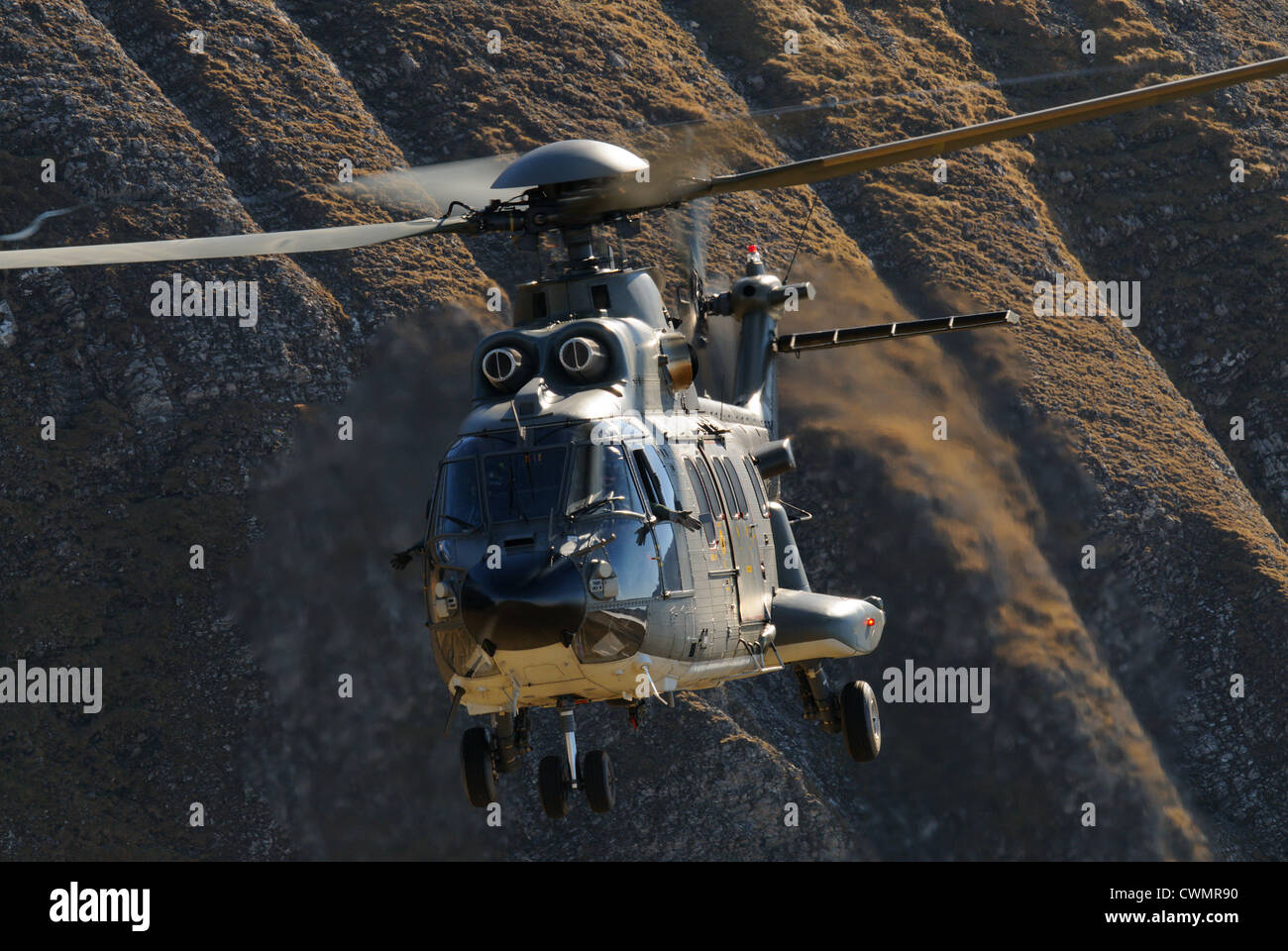 Aerospatiale as532 cougar hi-res stock photography and images - Alamy