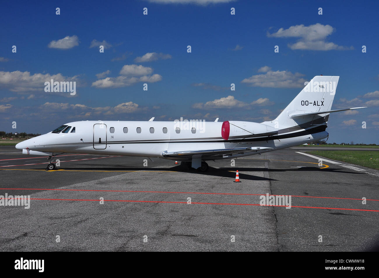 Cessna 680 citation sovereign hi-res stock photography and images - Alamy