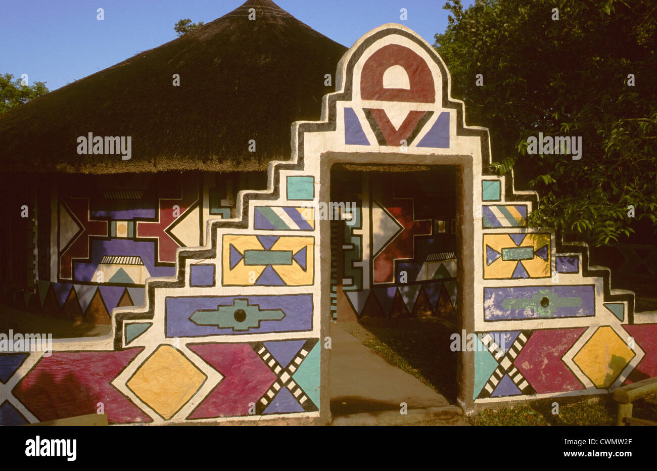 Ndebele house hi-res stock photography and images - Alamy
