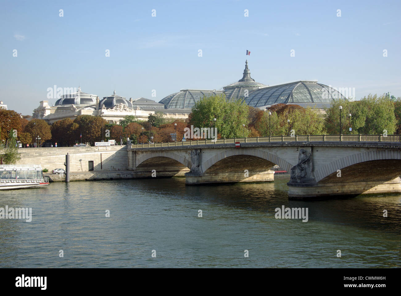 Palais invalides hi-res stock photography and images - Alamy