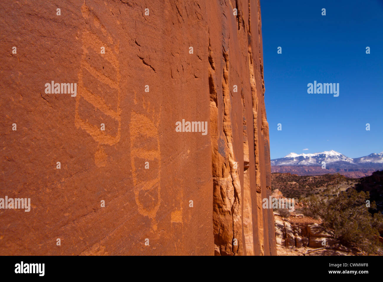 USA, Utah, Native American art on stone wall Stock Photo - Alamy
