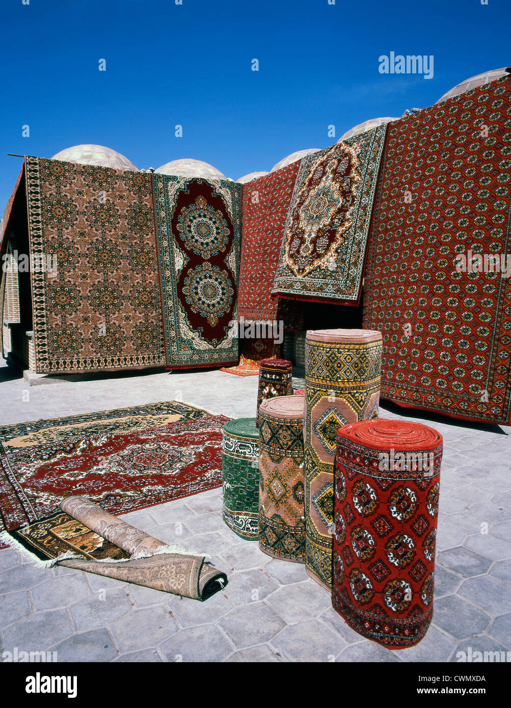 Uzbekistan bukhara carpets shop hi-res stock photography and images - Alamy
