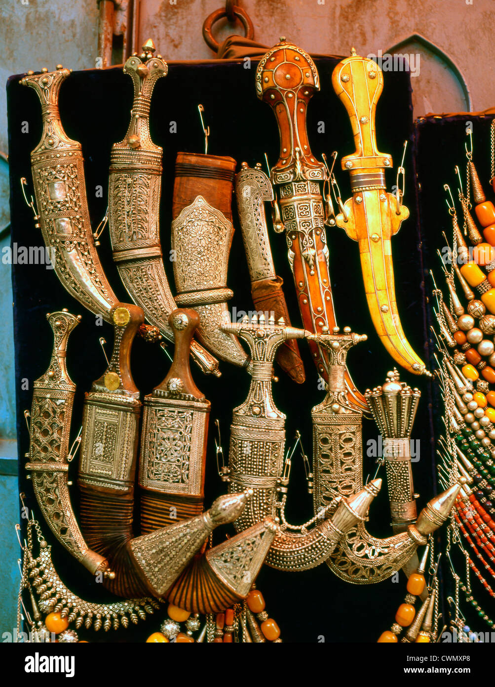 Ceremonial daggers hi-res stock photography and images - Alamy