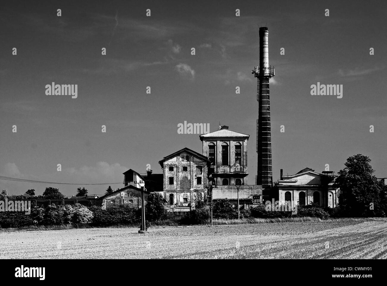 Old fashioned factory hi-res stock photography and images - Alamy