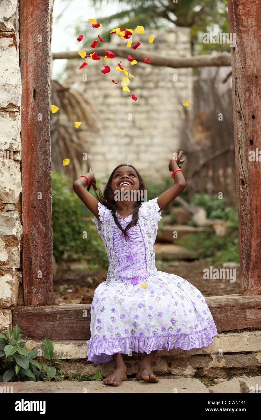 Cute flowers of india hi-res stock photography and images - Alamy