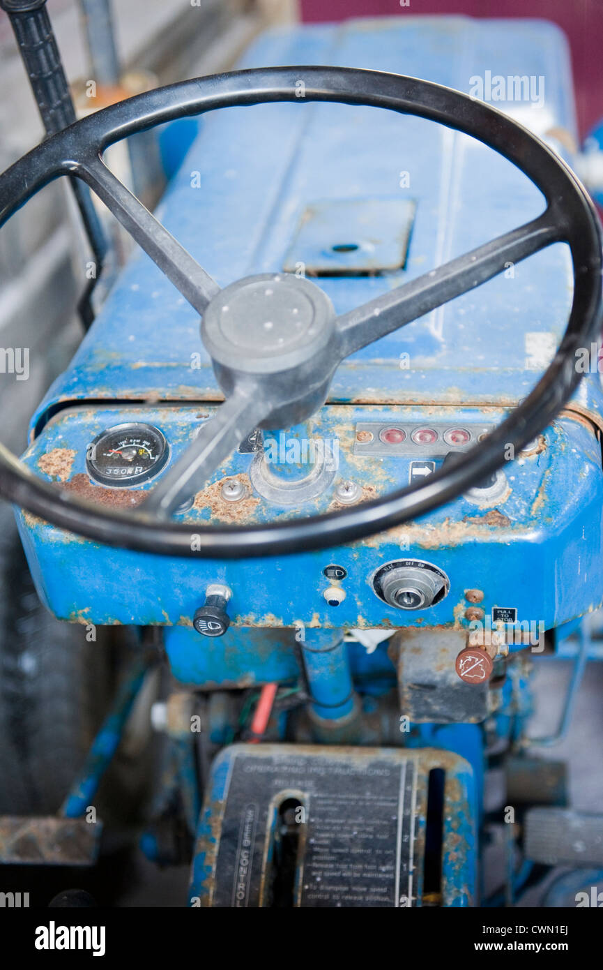 Old blue tractor hi-res stock photography and images - Alamy