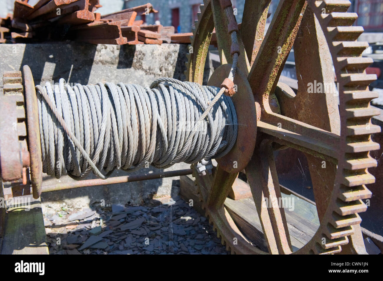 Lifting wheel hi-res stock photography and images - Alamy