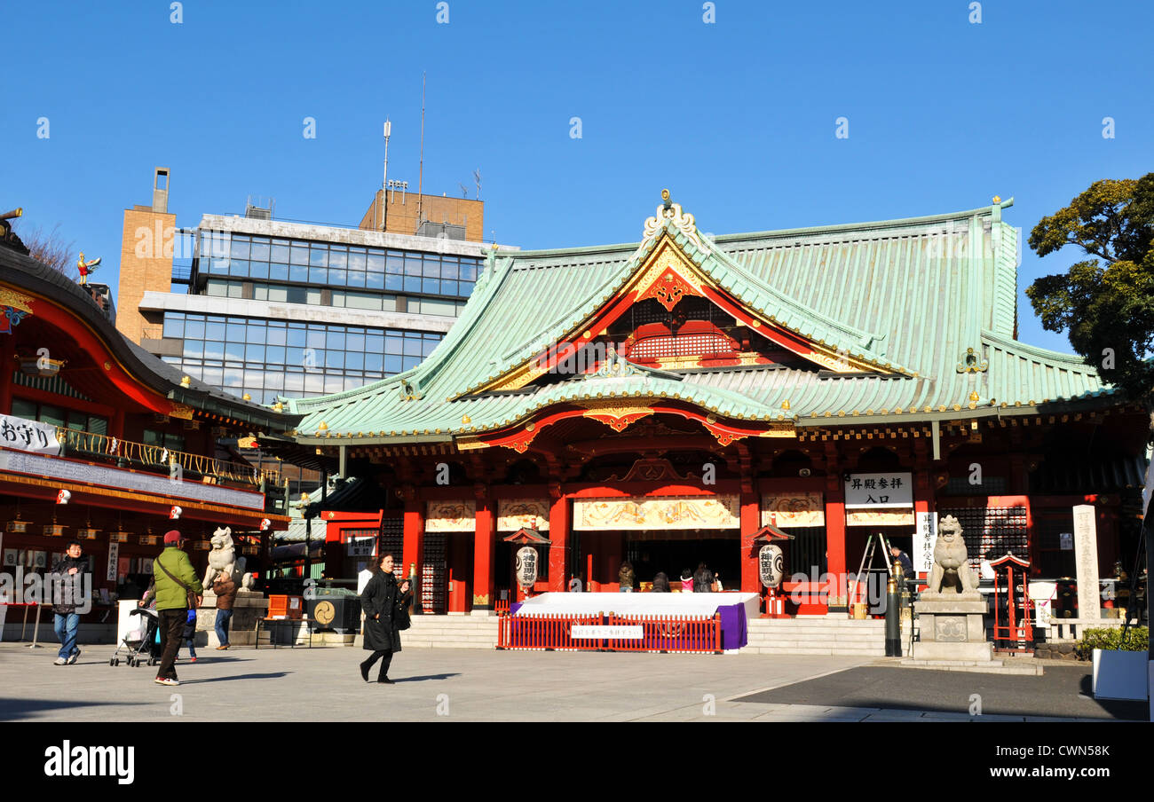 Tokyo, Japan - 31 December, 2011: Crowds of at Sensoji temple market on ...