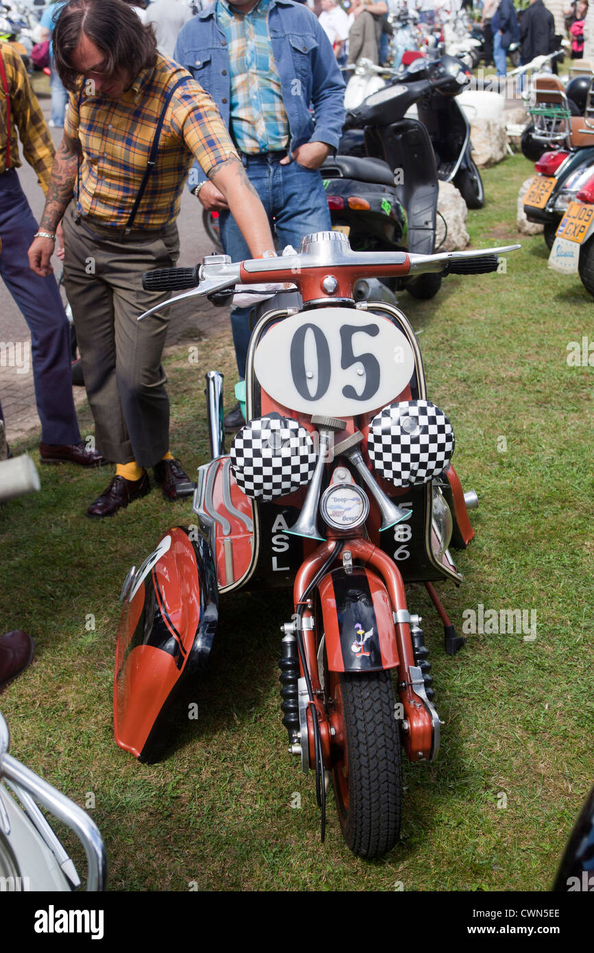Vintage Lambretta Scooter Stock Photos & Vintage Lambretta Scooter ...