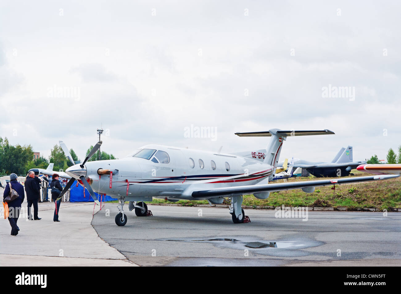 Single engine high wing turboprop hi-res stock photography and images ...