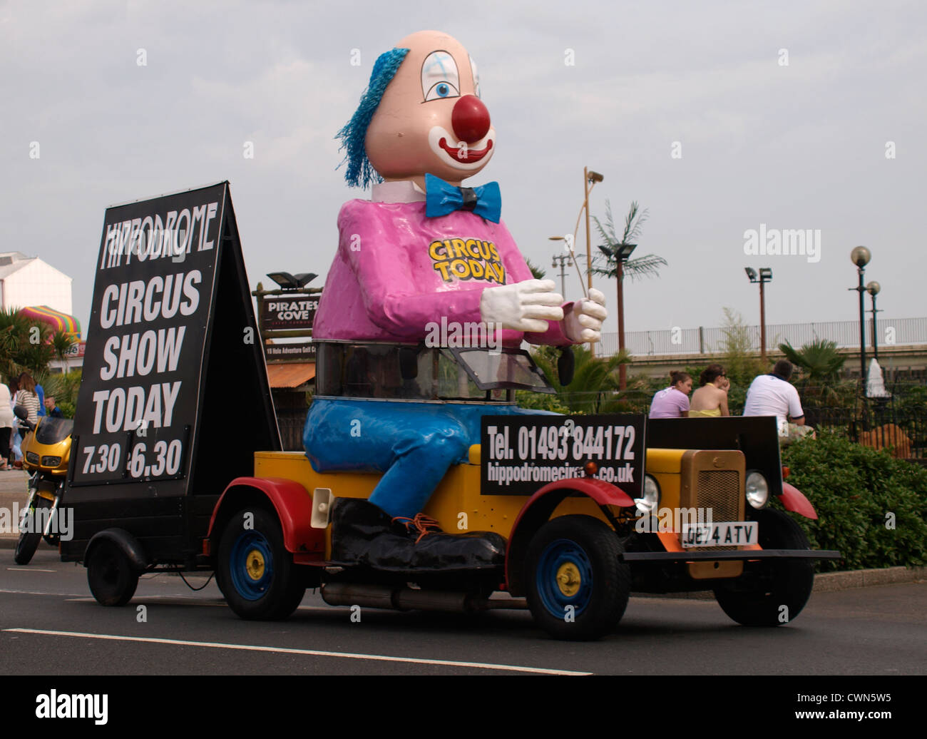 Circus clown car hi-res stock photography and images - Alamy