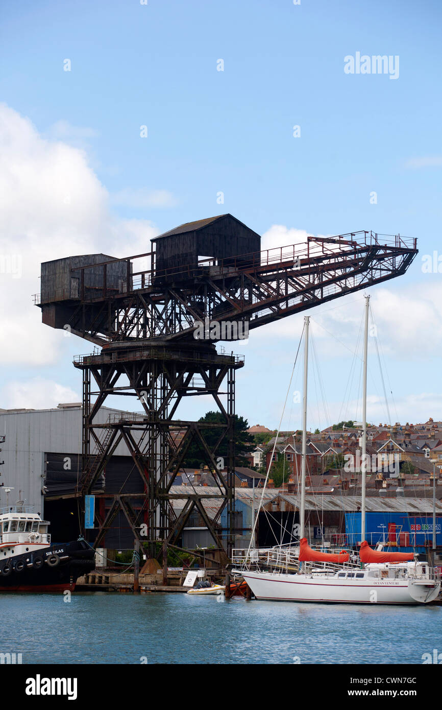 Floating Bridge, Crane, East Cowes Isle of Wight,hammerhead Stock Photo ...