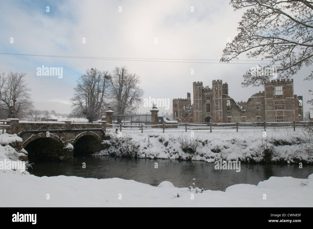 River rother cowdray hi-res stock photography and images - Alamy