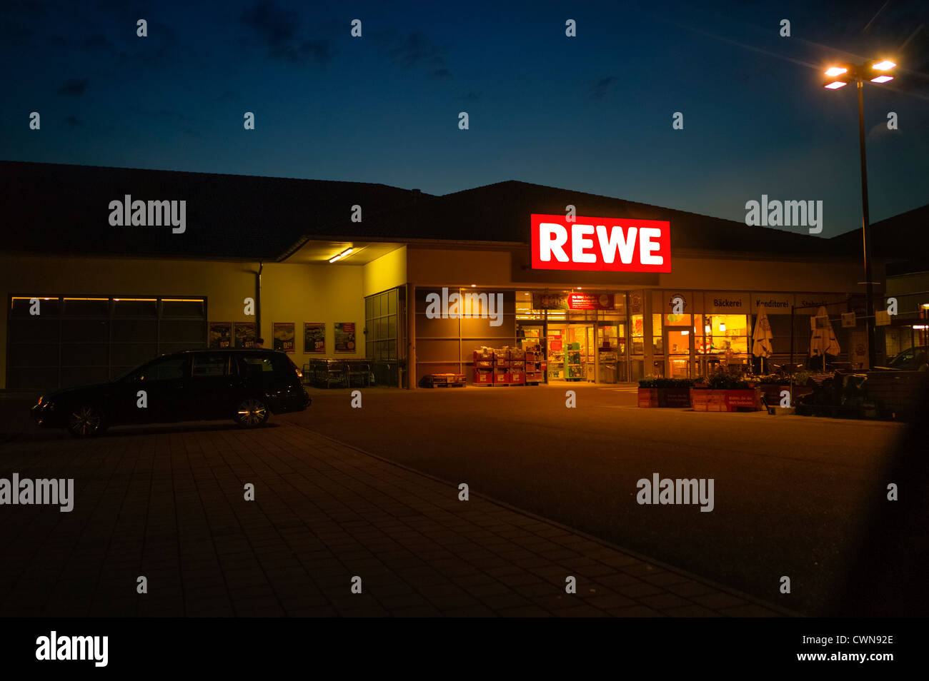 Rewe supermarket hi-res stock photography and images - Alamy