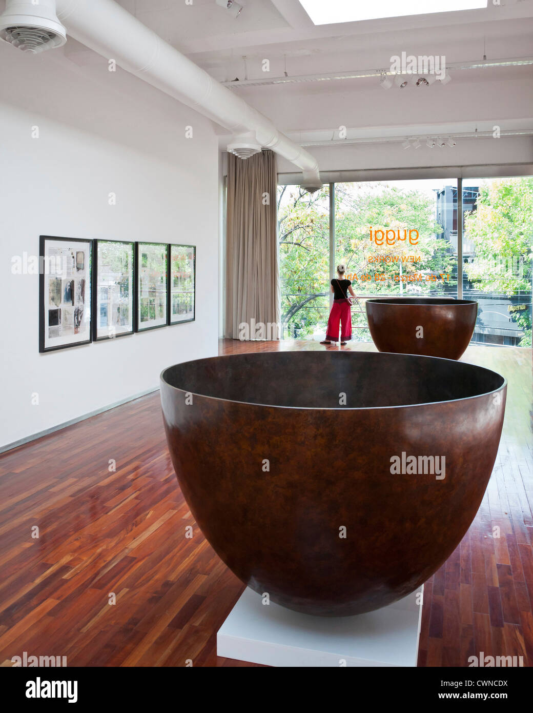 Soho art gallery hi-res stock photography and images - Alamy