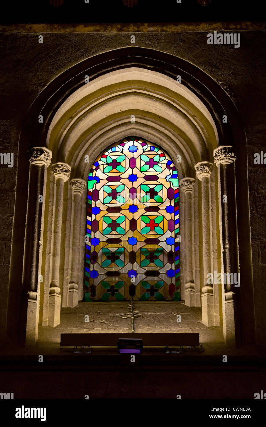 Arabesque pattern stained glass window in the Mezquita Cathedral (Great ...