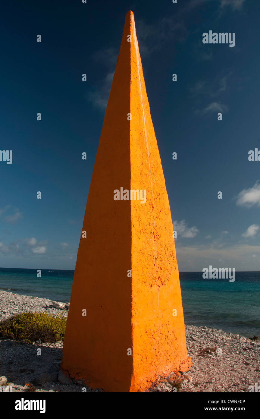 Bonaire salt pyramid hi-res stock photography and images - Alamy