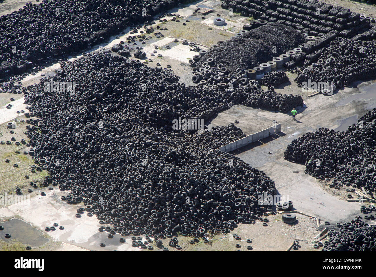 aerial view of a pile of car and other vehicle tyres tires Stock Photo ...