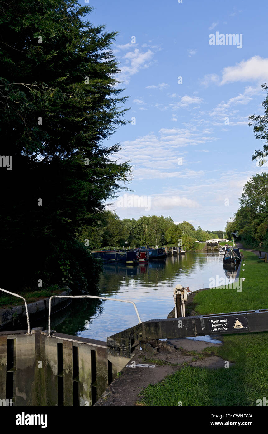 Wiltshire Devizes Kennet and Avon Canal locks the staircase Stock Photo ...