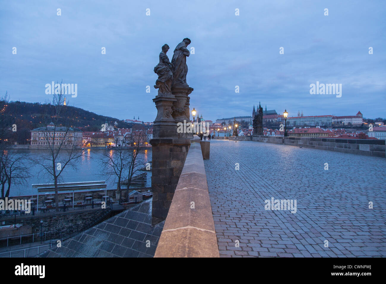 Karlov bridge hi-res stock photography and images - Alamy