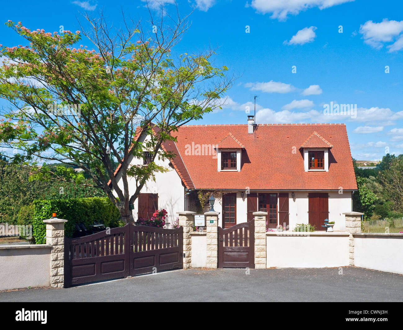 French bungalow with attic / loft bedrooms - Indre-et-Loire, France ...