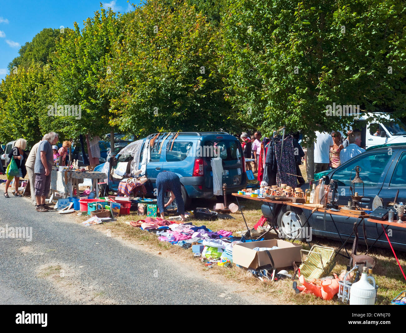 French brocante / bric-a-brac market - France Stock Photo - Alamy