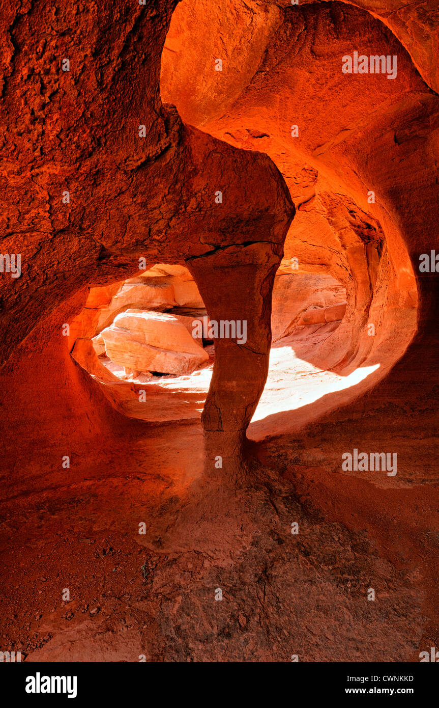 Windstone Arch rock formation in a small cave Valley of Fire State Park ...