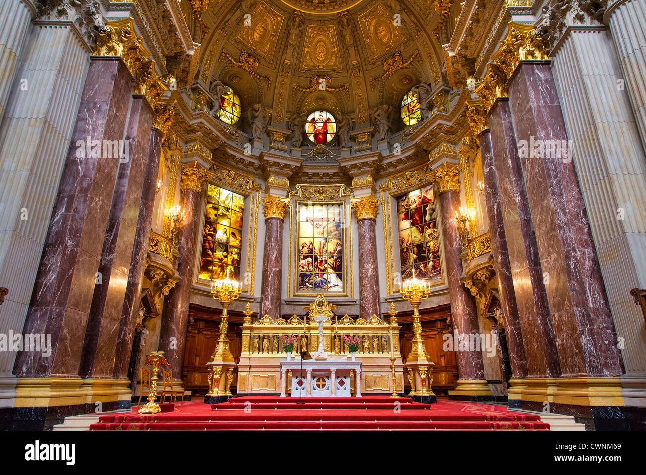 Berlin altar hi-res stock photography and images - Alamy