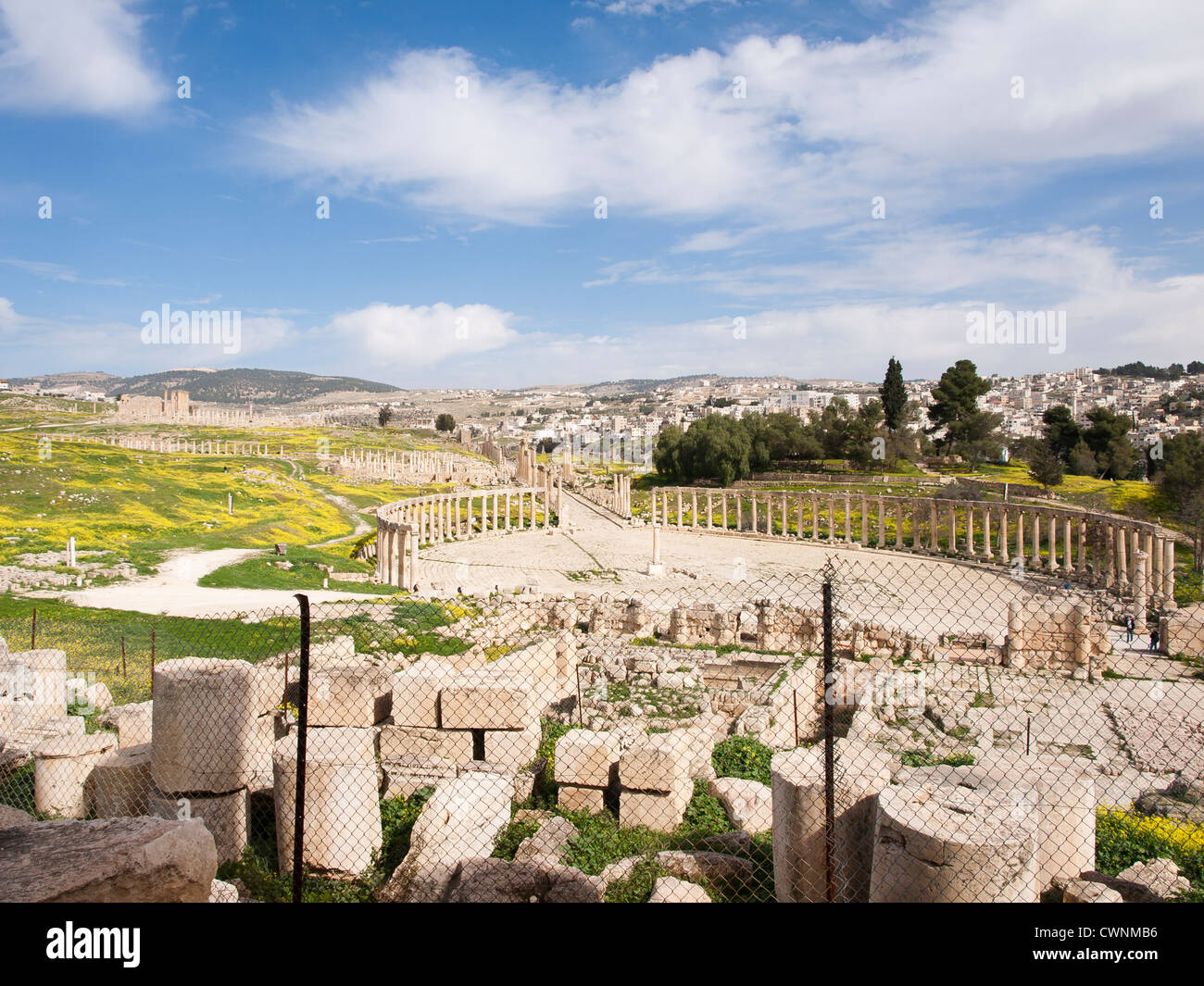 Jerash building ruins hi-res stock photography and images - Alamy