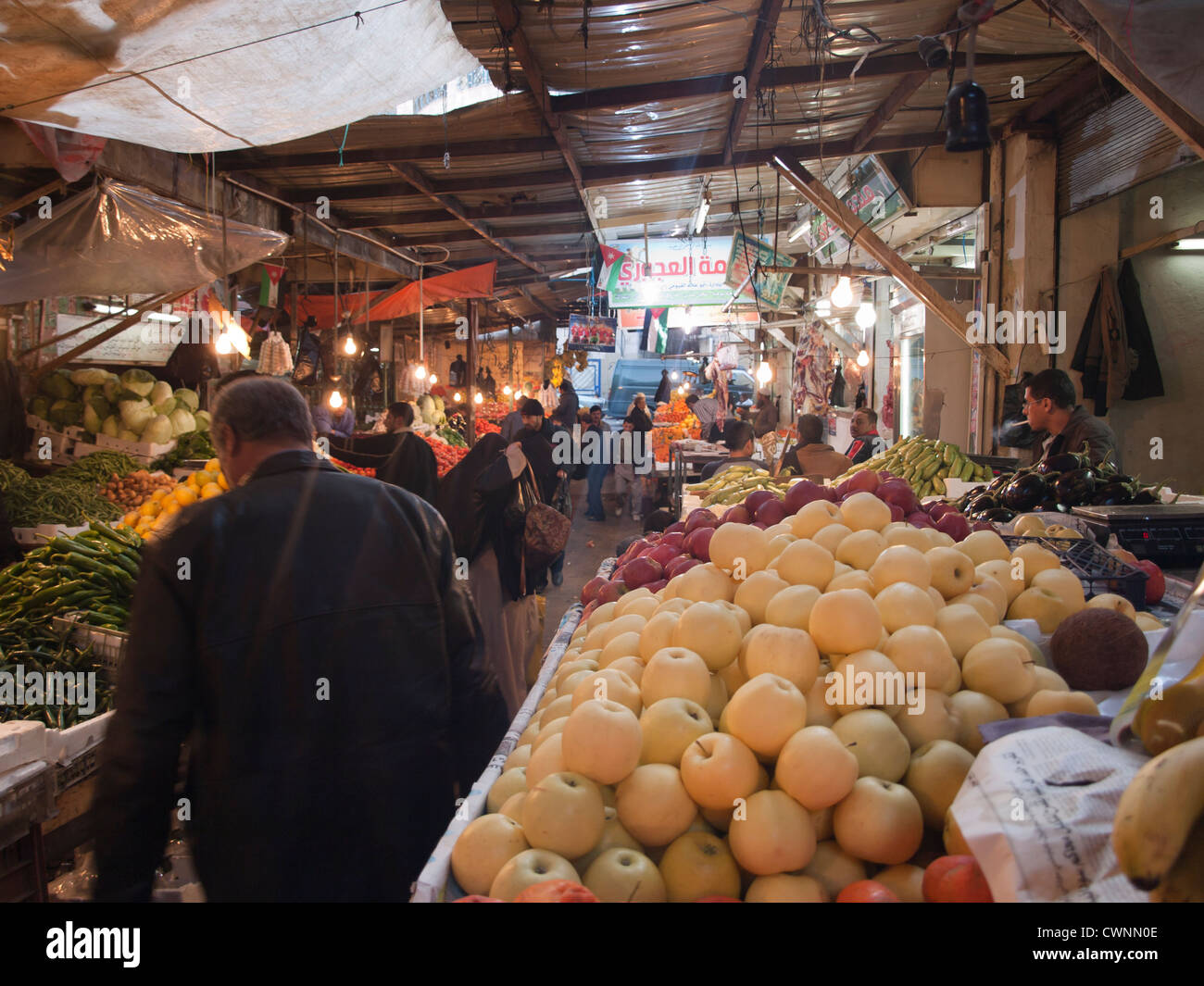 Amman market stall hi-res stock photography and images - Alamy