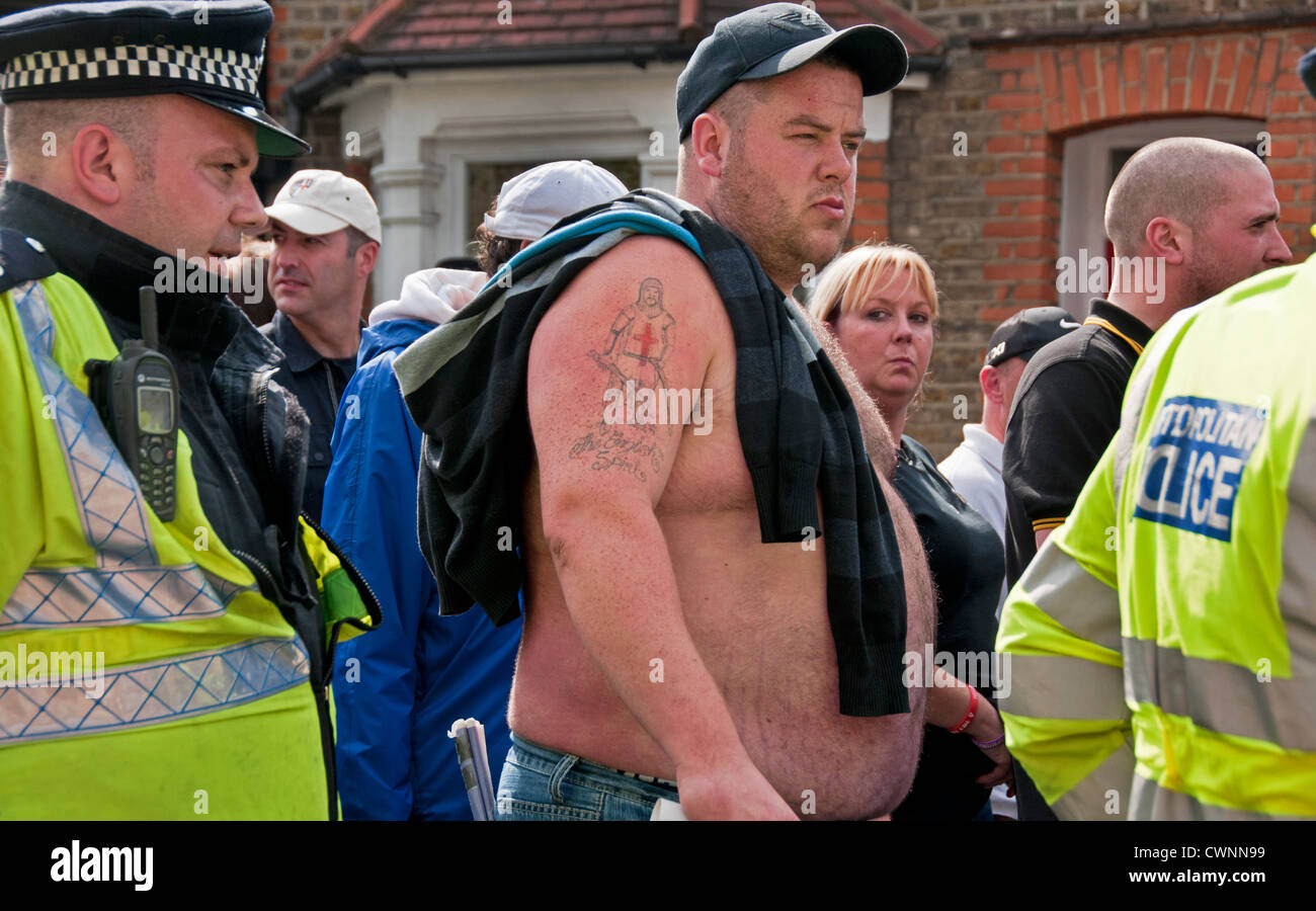 Edl english defense league hi-res stock photography and images - Alamy