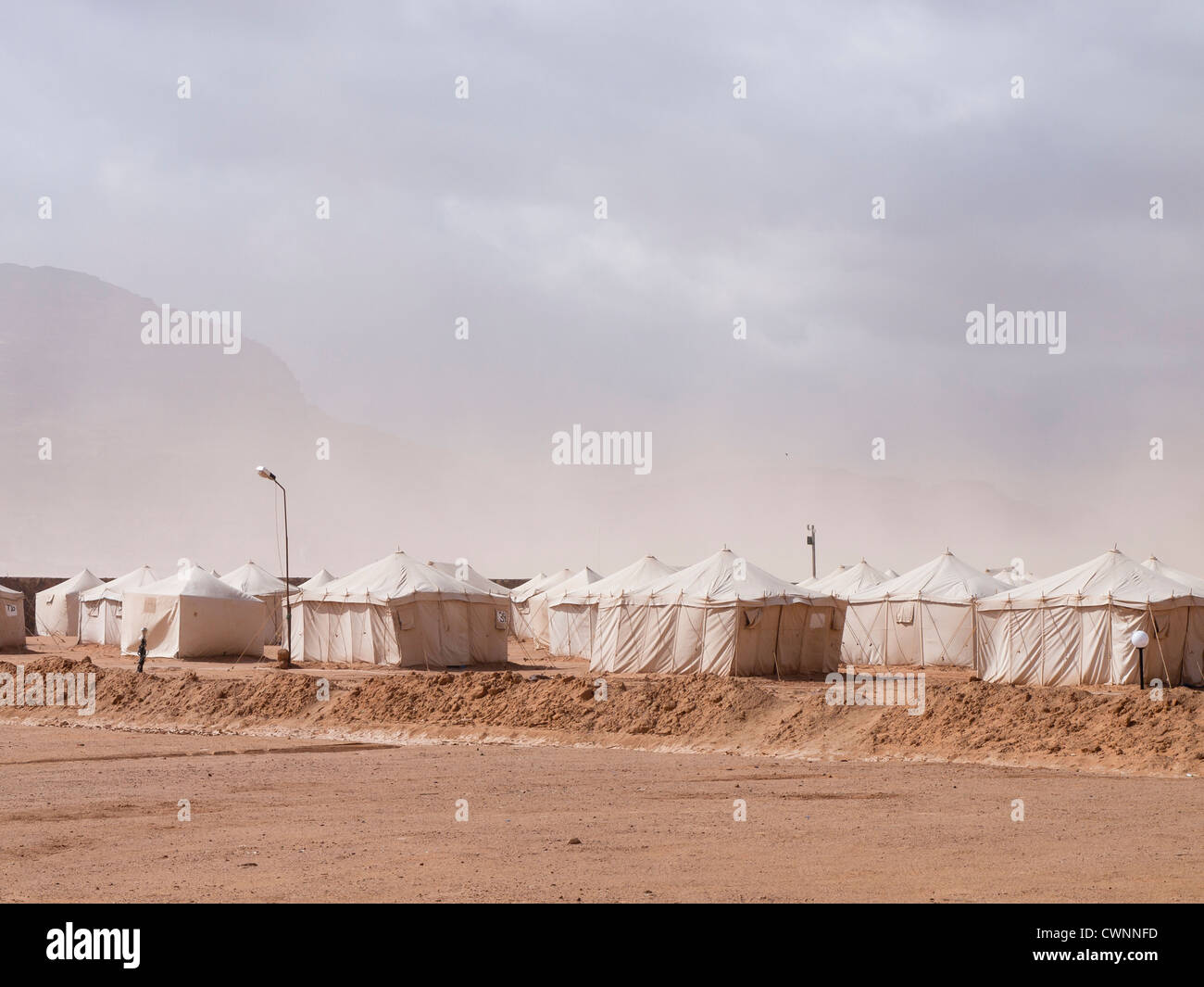 Wind storm tent hi-res stock photography and images - Alamy